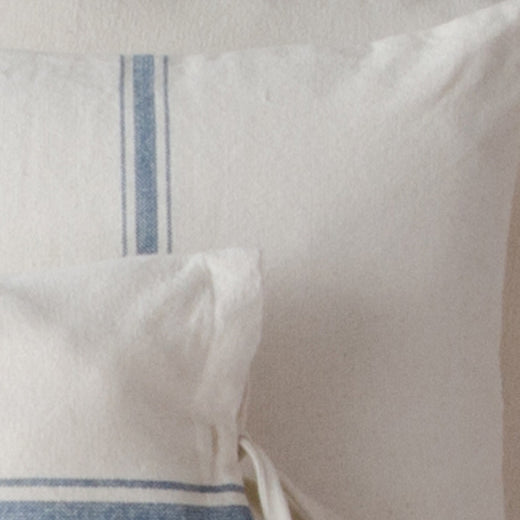 Bedding | USA | Interiors by Elizabeth